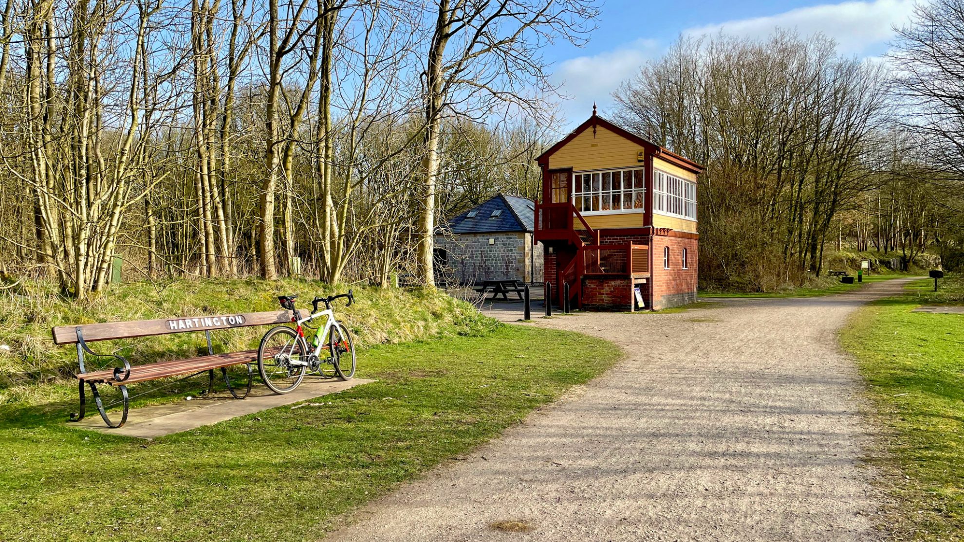 Alsop en le Dale Cycle Routes and Walks • Peaks & Puddles • Peak ...