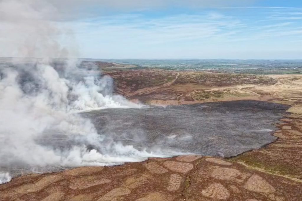 999, Goyt Valley is on fire • Peaks & Puddles • Peak District Cycling ...